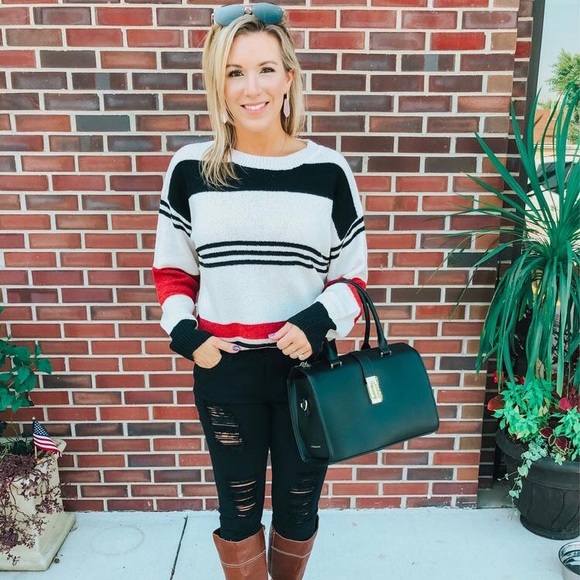 Kelly's Closet (@kellycollins24) | Poshmark